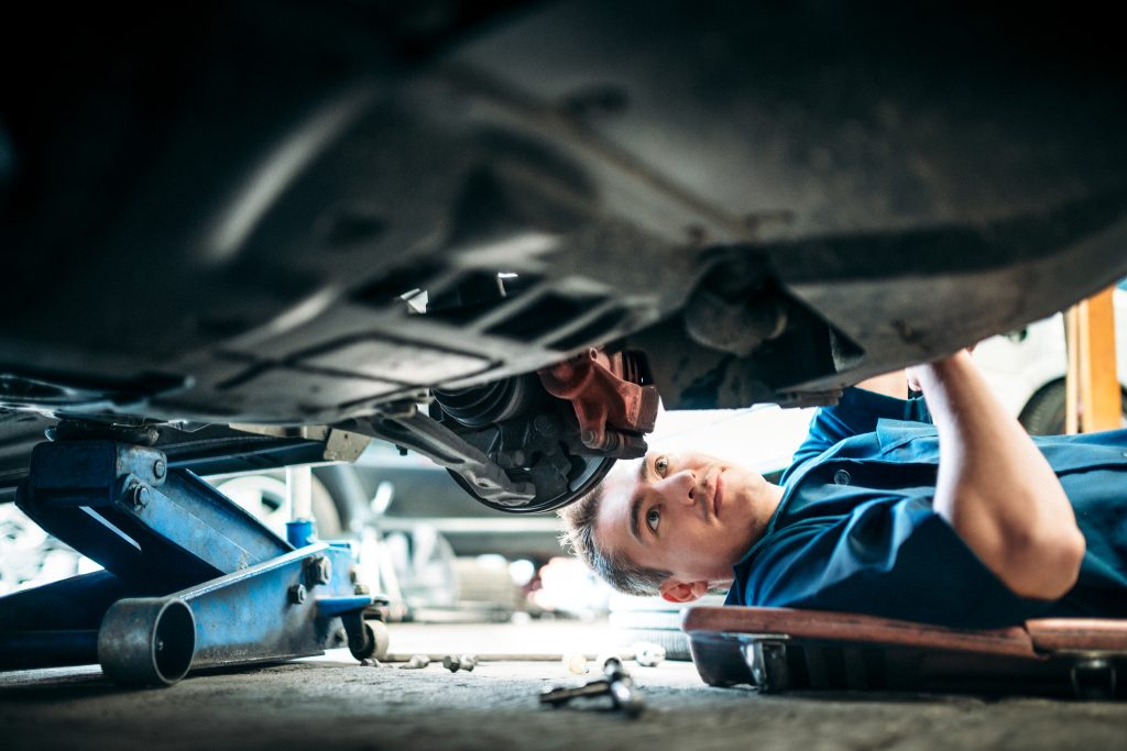 DOT 3 And DOT 4 Brake Fluid What s The Difference AMSOIL Blog DOT 3 And DOT 4 Brake Fluid What s The Difference AMSOIL Blog