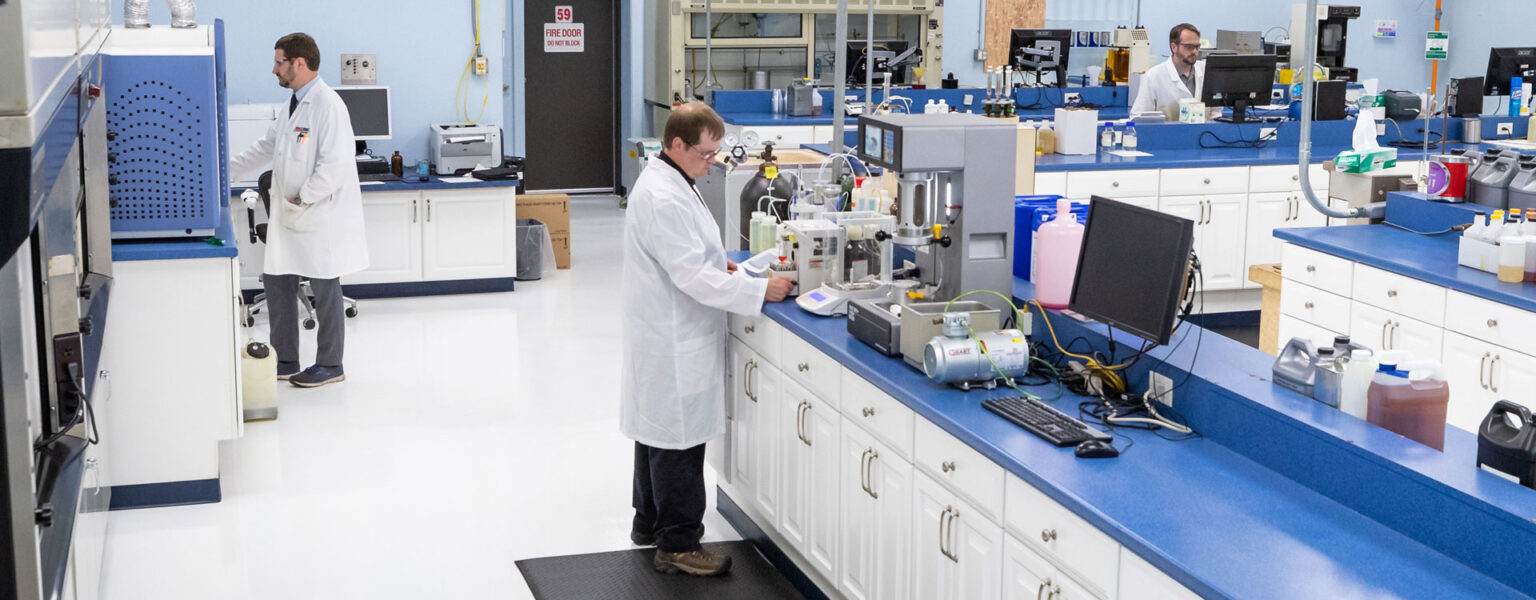 How to Perform Oil Analysis - AMSOIL Blog