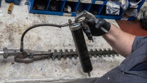 What Kind of Grease Do I Need? - AMSOIL Blog