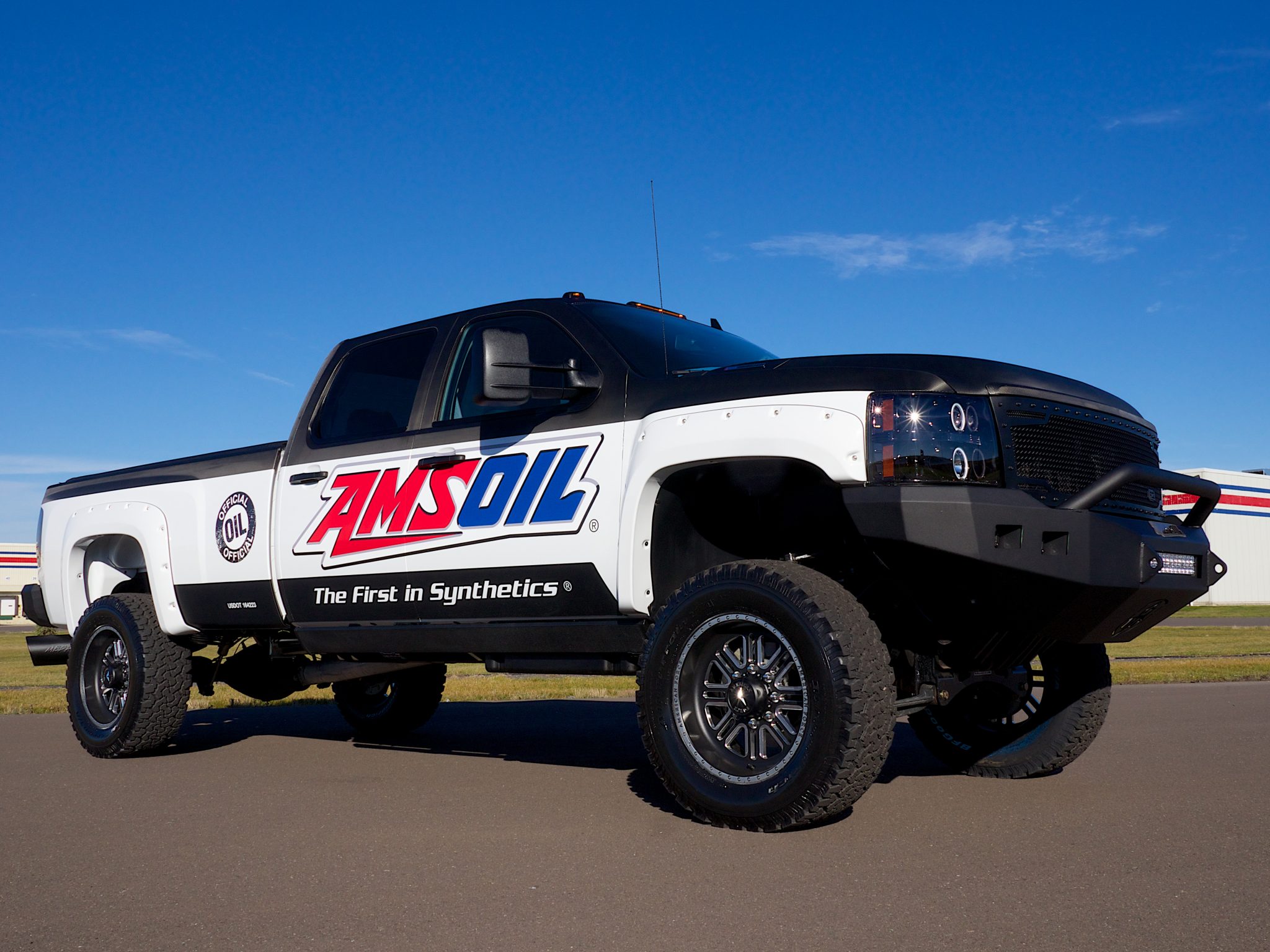 All-Wheel Drive (AWD) vs Four-Wheel Drive (4WD) - AMSOIL Blog